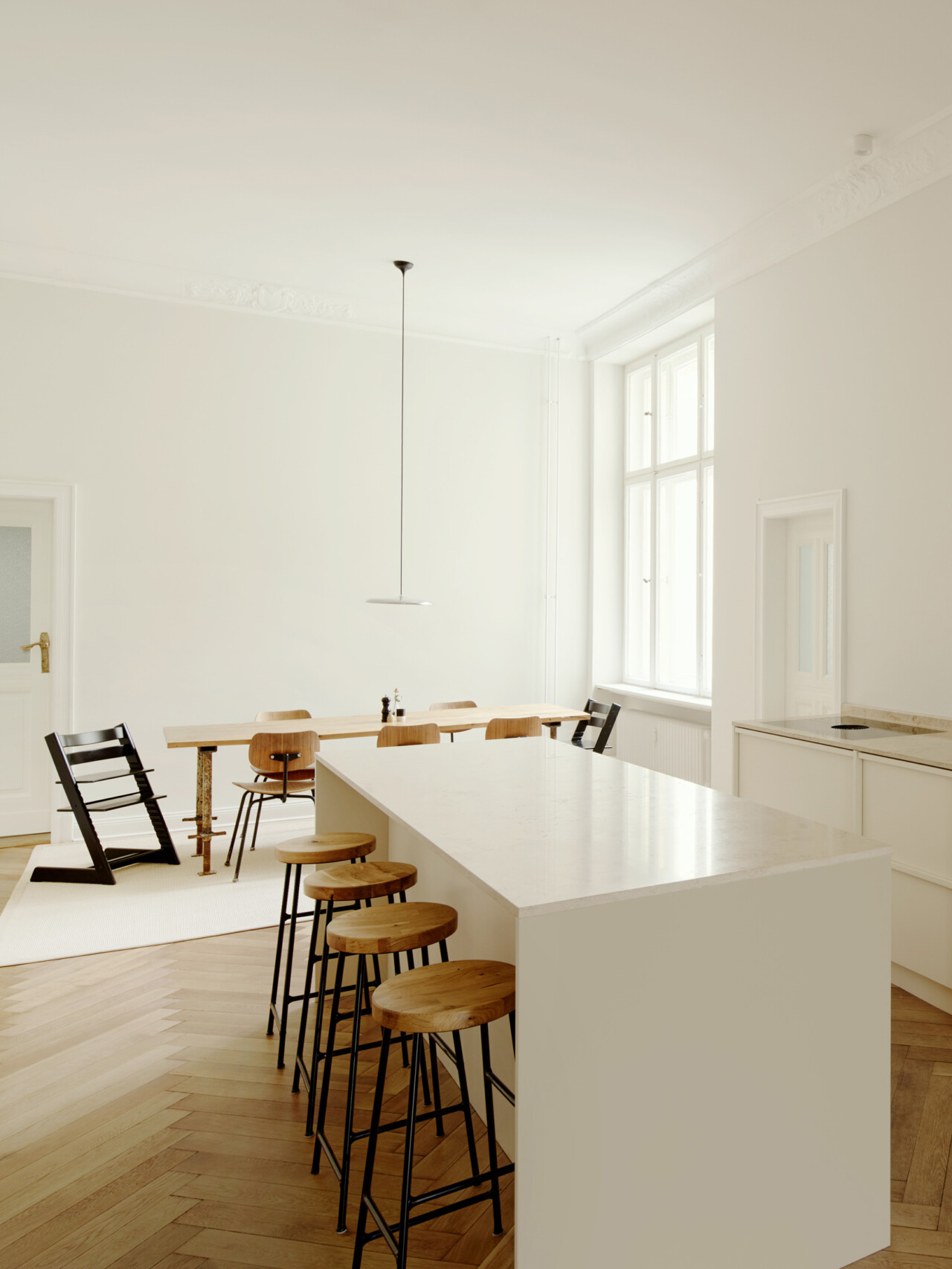 Studio Bernard-Boos — P06